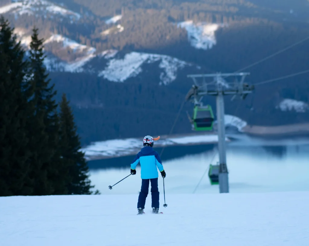 Complete Winter Skiing Equipment Guide 2025: From Beginner To Expert